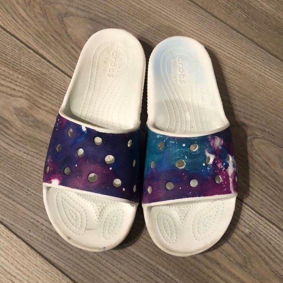 CROCS | Shoes | Crocs Tye Dye Sandals | Poshmark